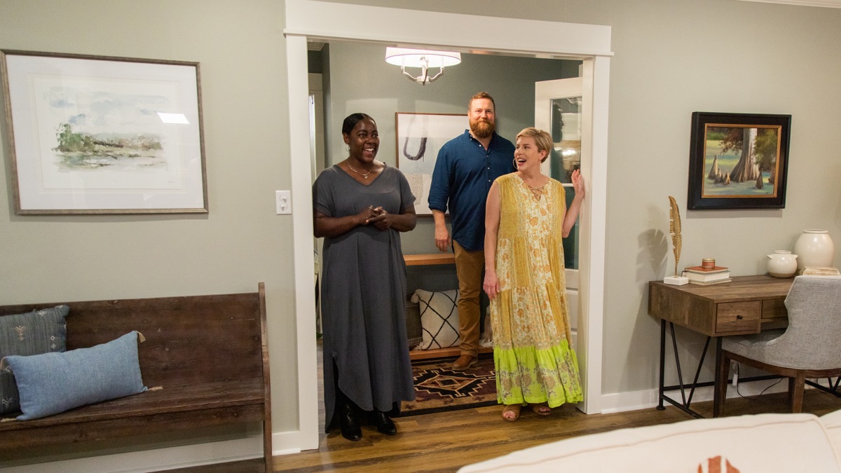 One Space at a Time - Home Town (Season 6, Episode 4) | Apple TV