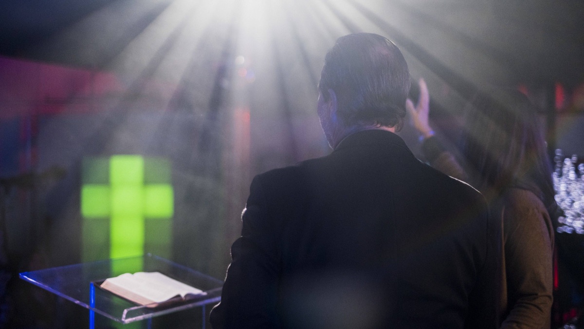 Revelations - Hillsong: A Megachurch Exposed (Season 1, Episode 3 ...