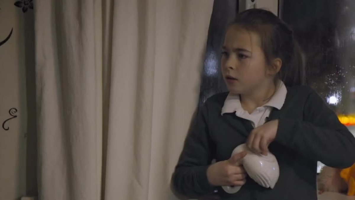 Growing Up Poor: Britain's Breadline Kids | Apple TV