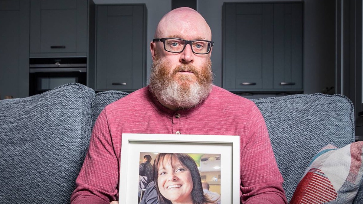 Worlds Collide: The Manchester Bombing | Apple TV (uk)