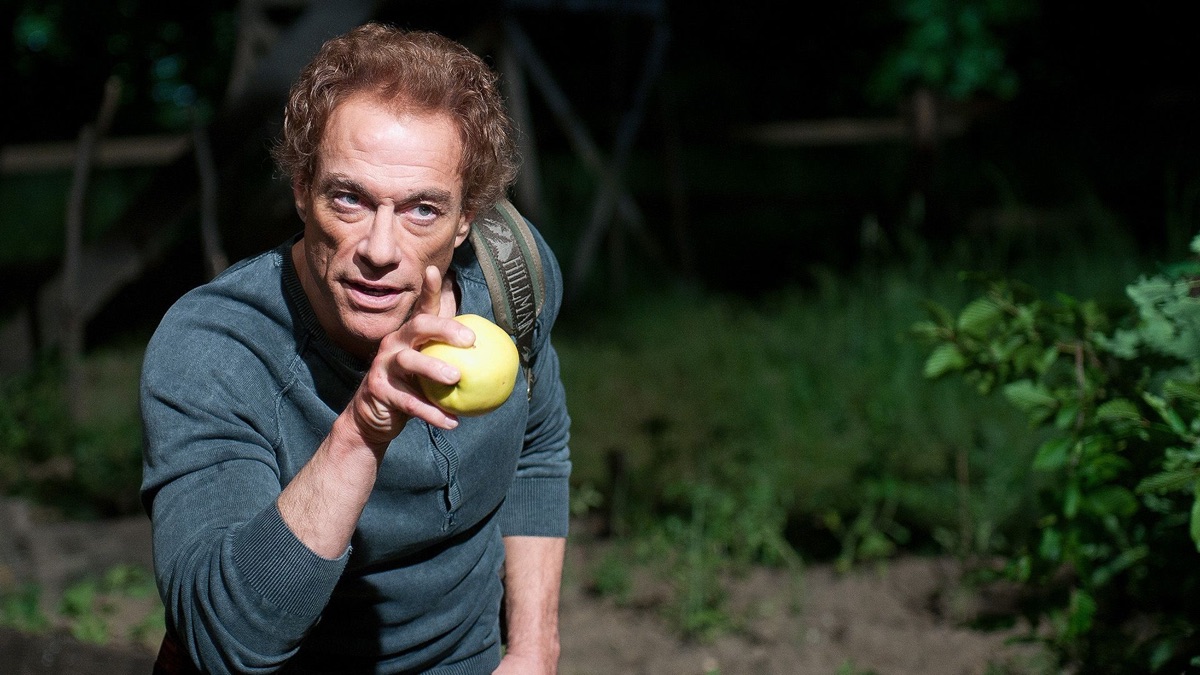 Enemies Closer - Apple TV (MX)