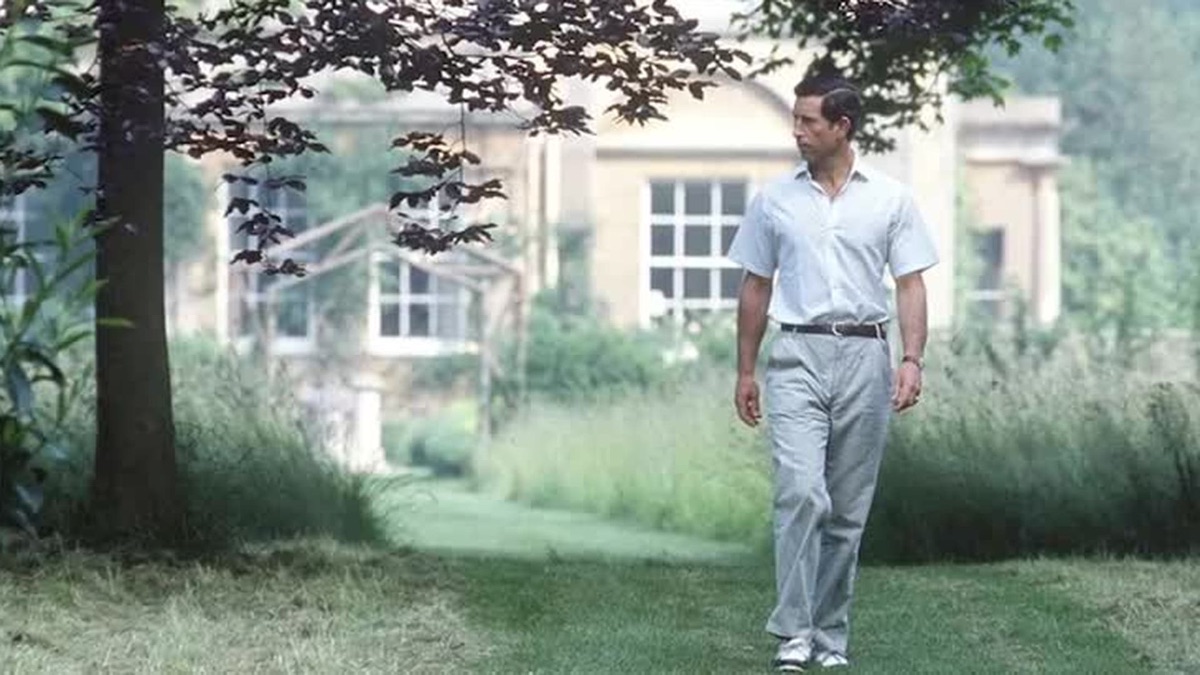 Working For the Windsors: The Butler and the Bodyguard | Apple TV (NZ)