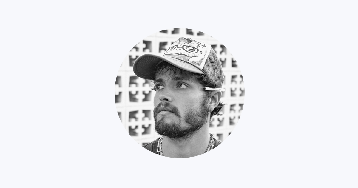 ‎6 Dogs on Apple Music