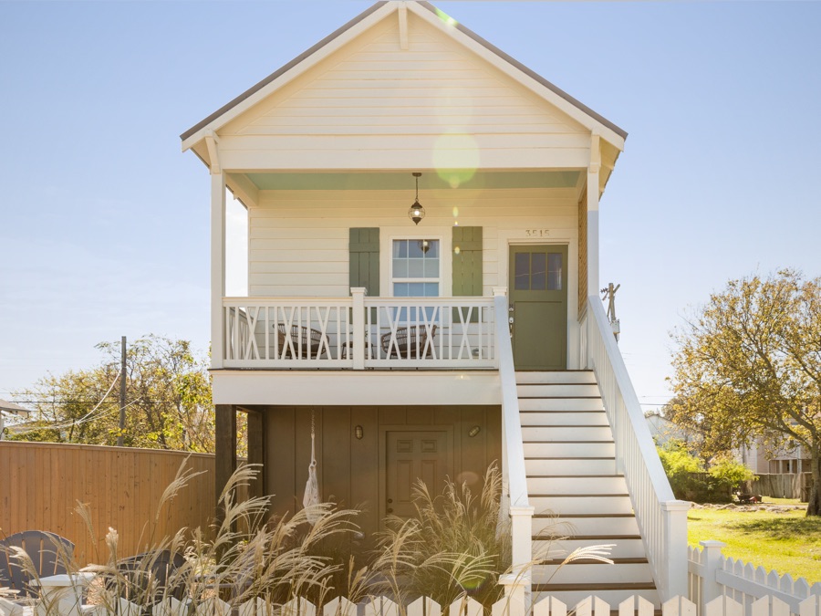 Big Texas Fix | Apple TV (CA)