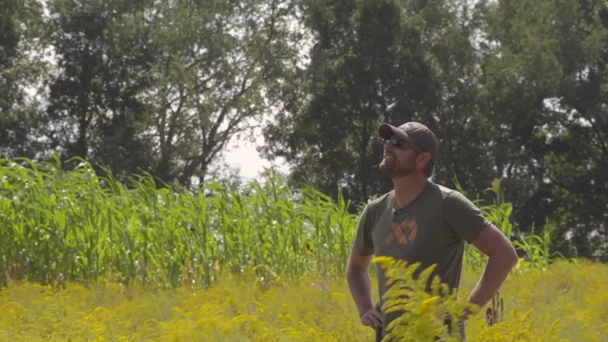 Mark Kenyon and Tony Petersen Get a Look at this Year’s Target Bucks ...