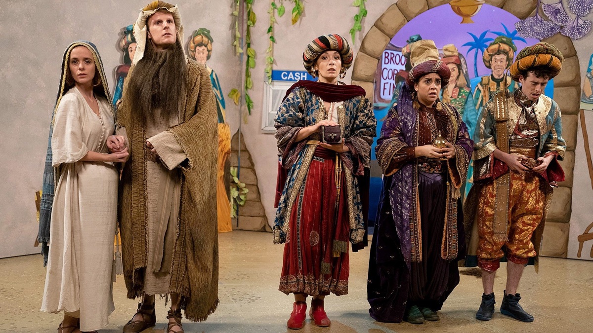 The Nativity - The Goes Wrong Show (Season 2, Episode 101) - Apple TV