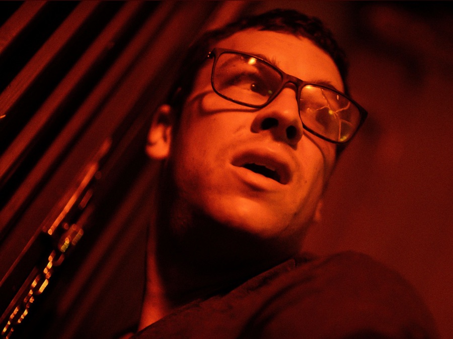 Cross the Line | Apple TV (RU)