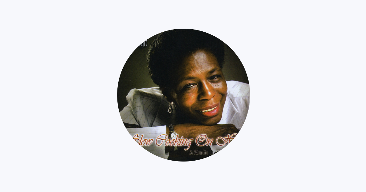 ‎Carolyn Kelly on Apple Music