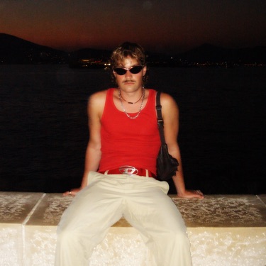 DBBD - Songteksten, afspeellijsten en video's | Shazam