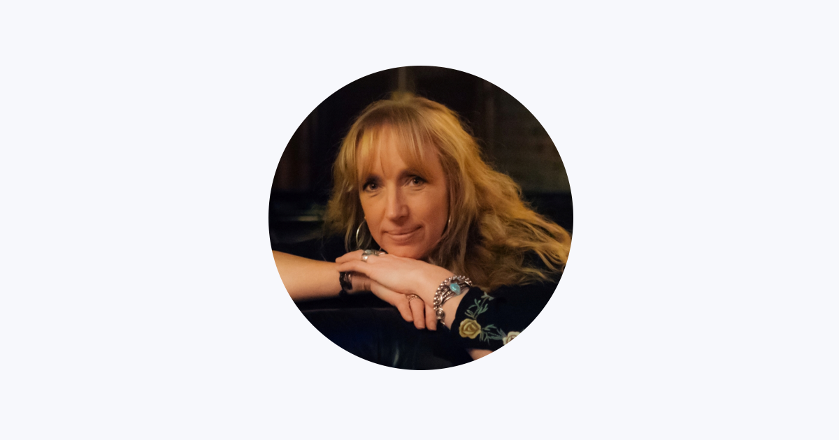 ‎Helen Townsend on Apple Music