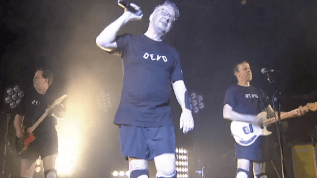 Devo - Live in London | Apple TV