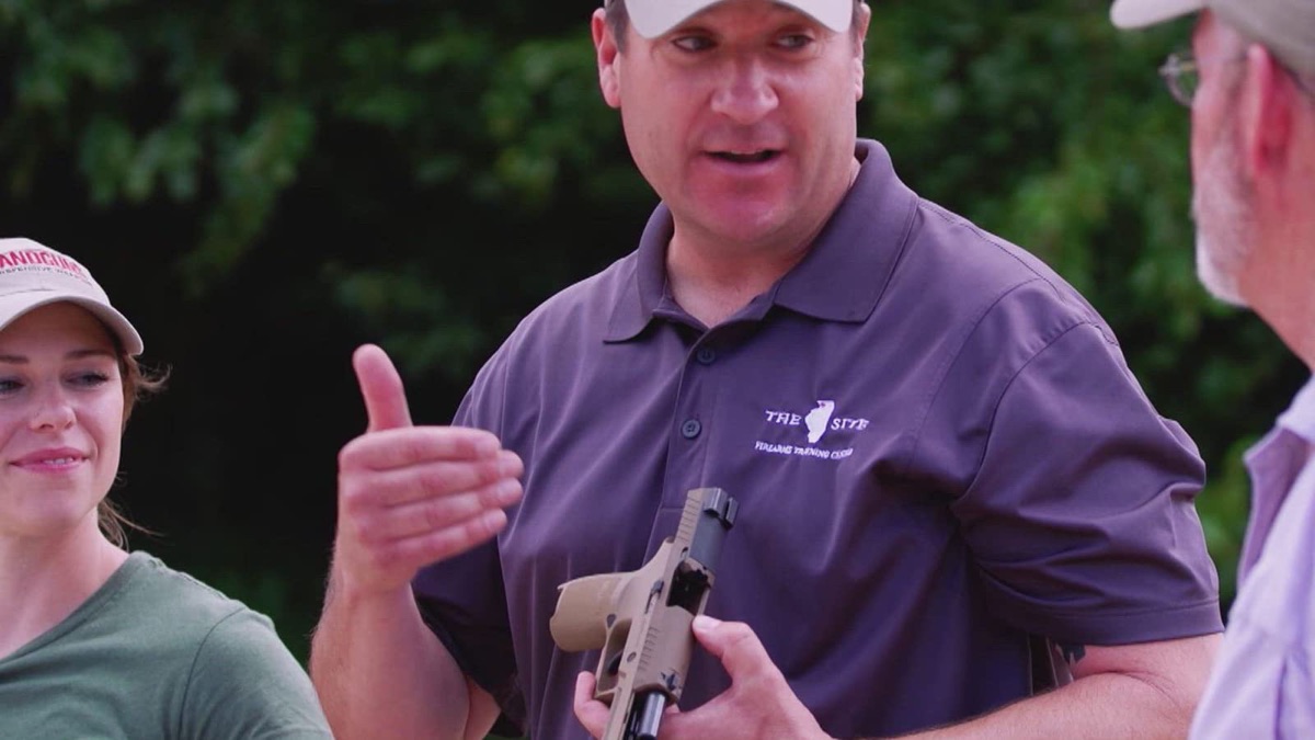 Iconic Guns Vol. 2 - Handguns & Defensive Weapons | Apple TV