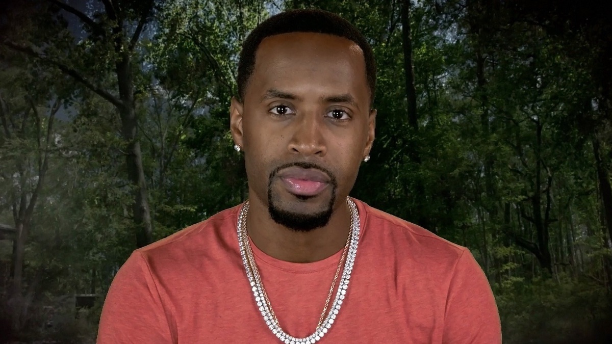 4 Funerals And A Finale - Scared Famous (Season 1, Episode 8) - Apple TV