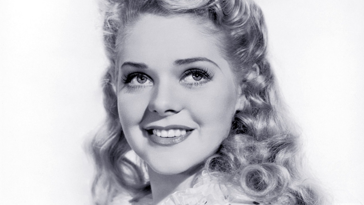 Lillian Russell - Apple TV