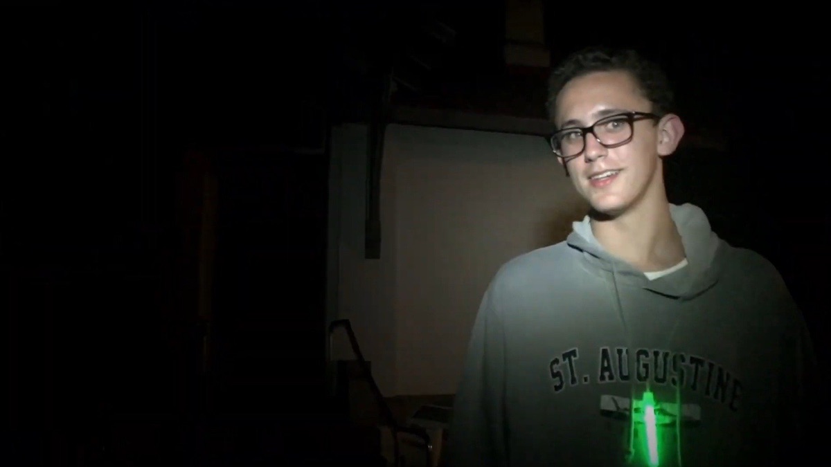 Mum and Son's Chilling Adventures - Apple TV