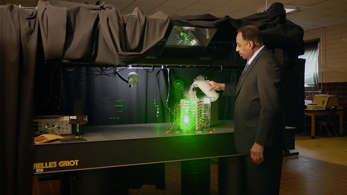 How to Build a Time Machine - Apple TV (CA)