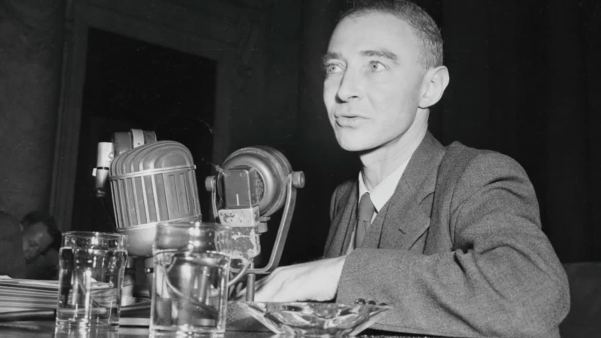 Manufacturing Death: Birth of the Atomic Bomb - Apple TV