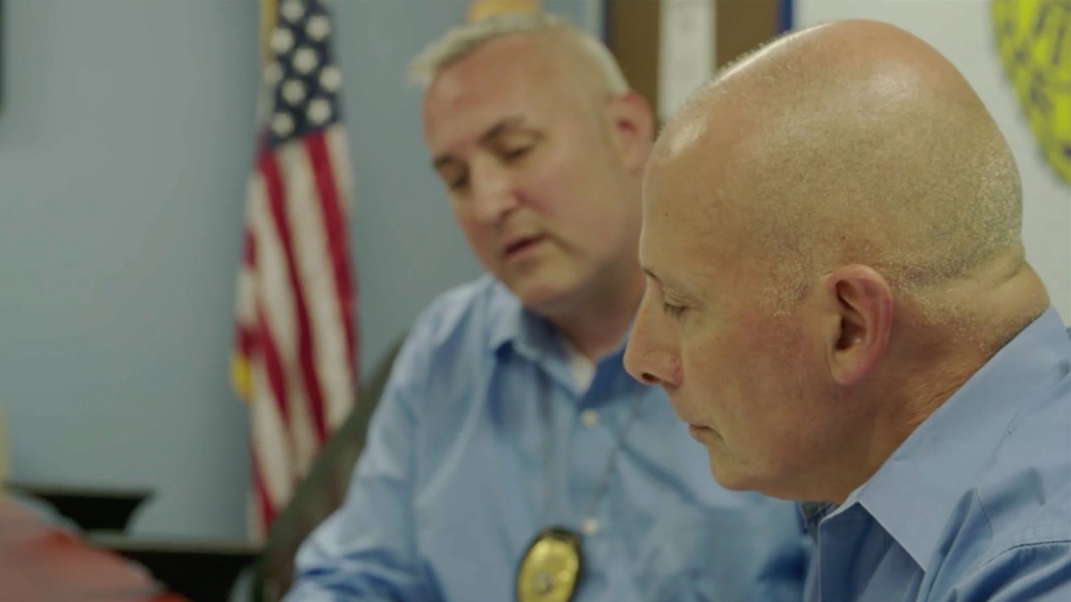 The House on Lillian Street - The Murder Tapes (Season 6, Episode 3 ...