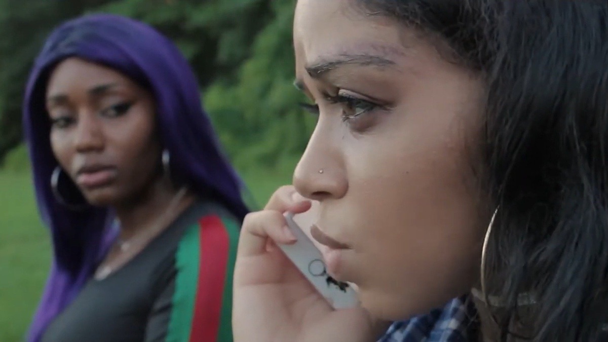 Hood Chicks - Apple TV