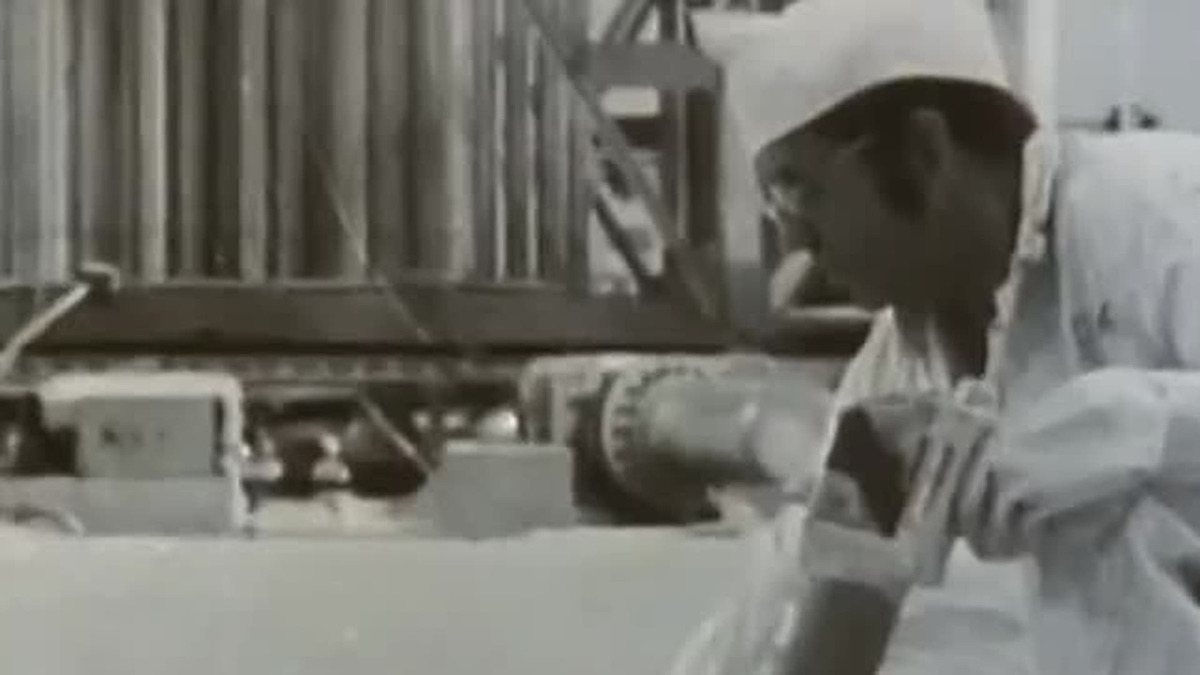 Building Bombs - Apple TV