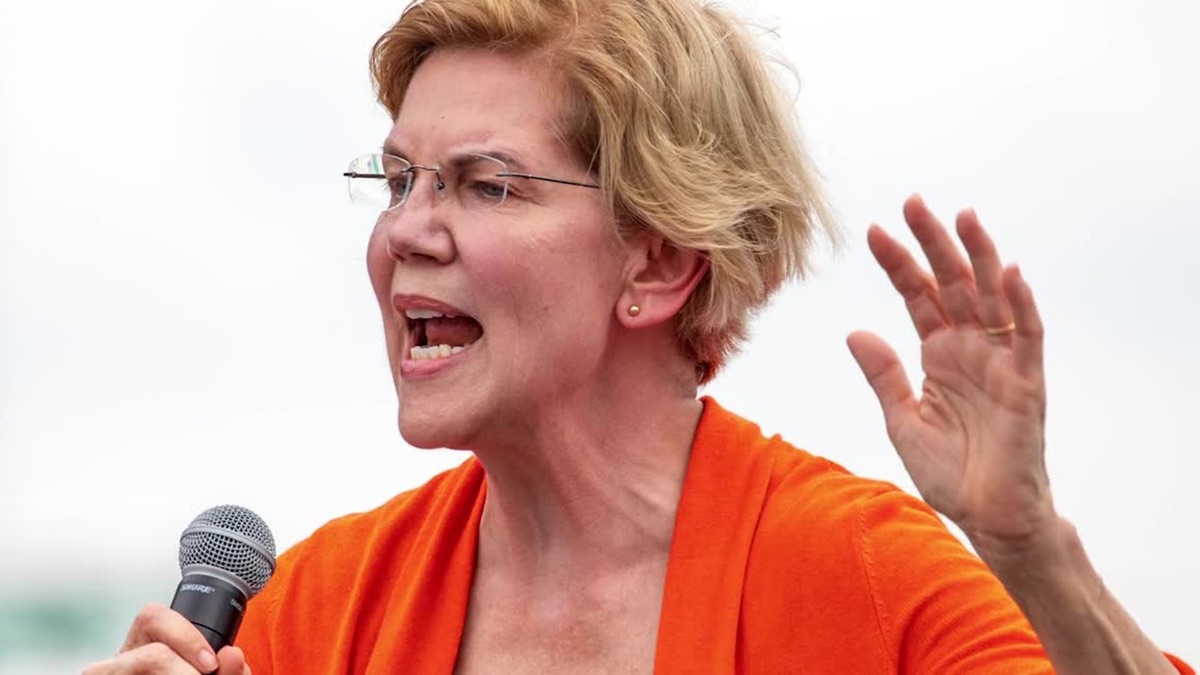 Elizabeth: Senator Warren's Fight to the Finish - Apple TV