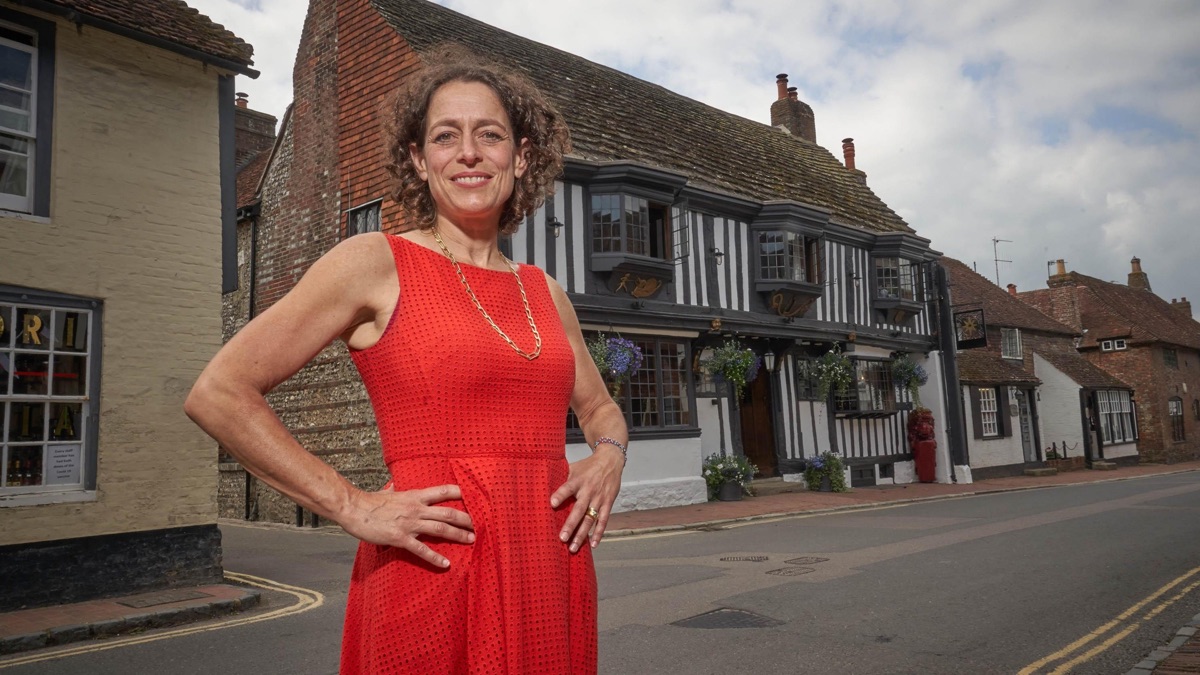 Alex Polizzi: My Hotel Nightmare - Apple TV (UK)